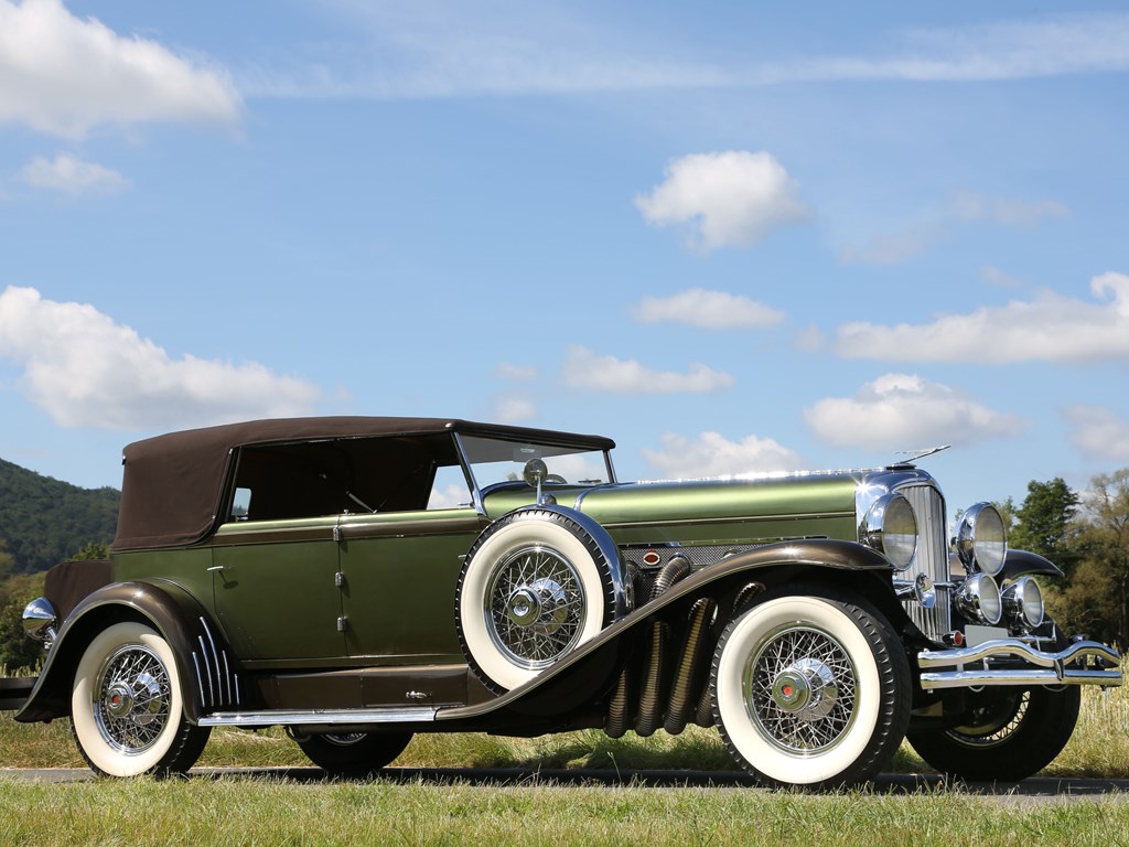 What’s a Duesy? This Supercharged Duesenberg Sedan Provides the Answer ...